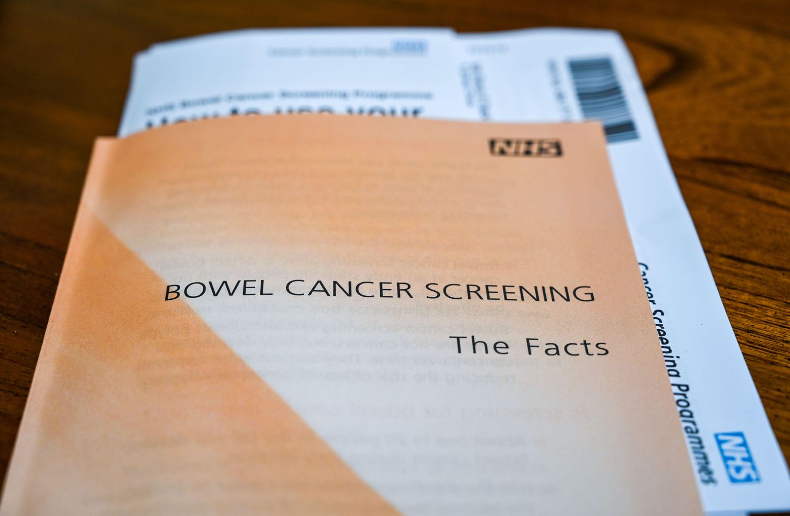 Bowel cancer screening age lowered in England